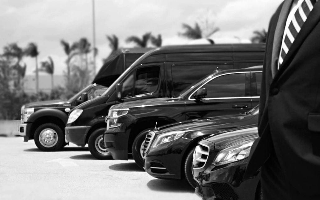 Limo Miami - Miami Airport Transfer - Black Car Service in Miami